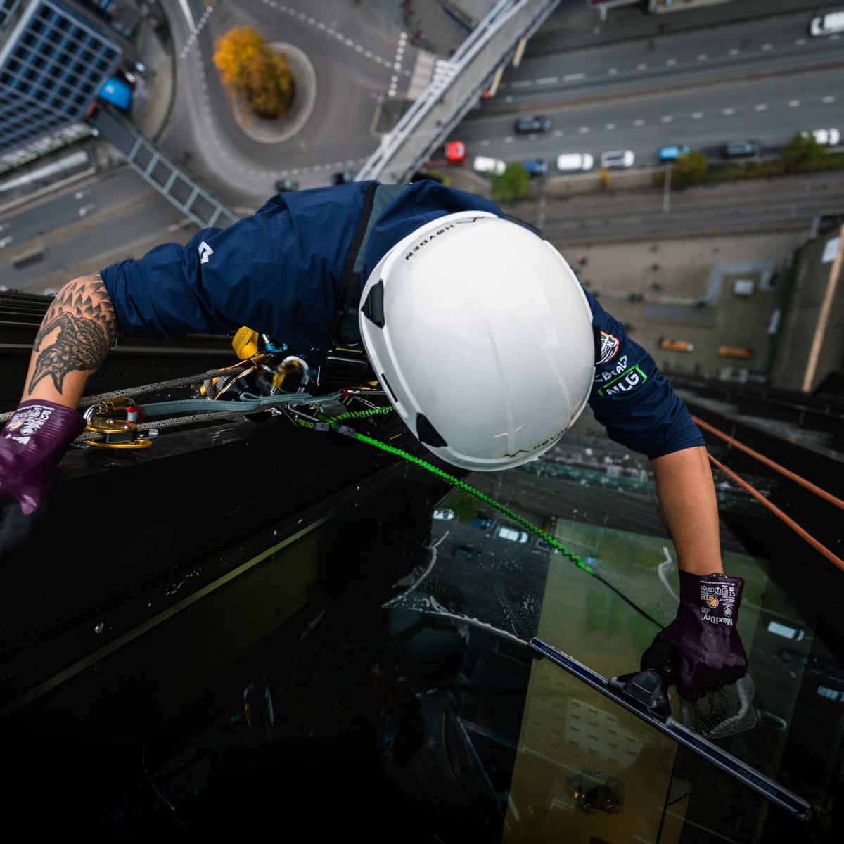 10 Essential Safety Tips for Working at Height – Ready2Rig